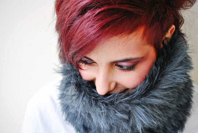 Faux fur neck warmer - //THE WARDROBE PROJECT//