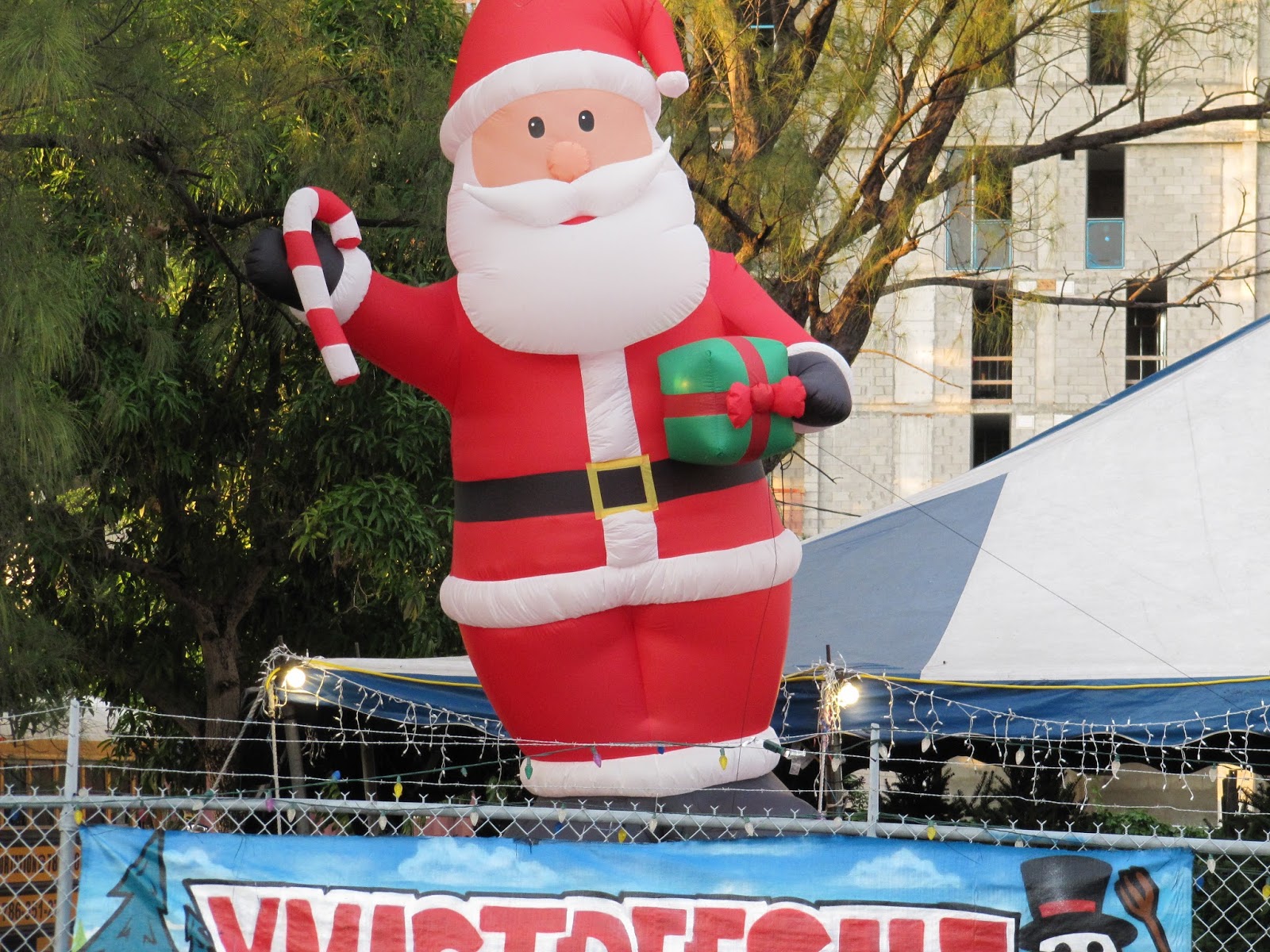 my life on the e-list: the sofl snapshots: santa