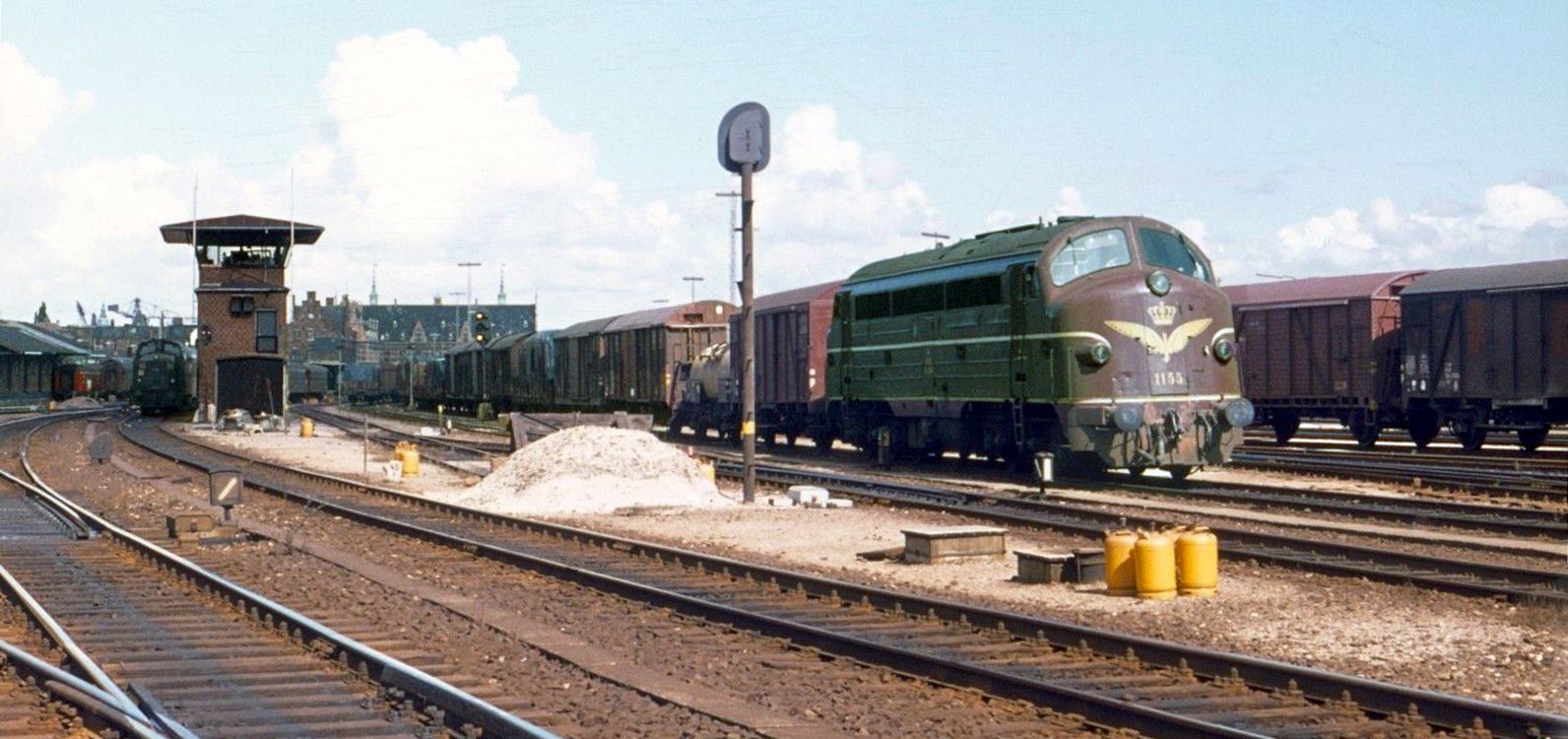 transpress nz: Danish Nohab with a freight train