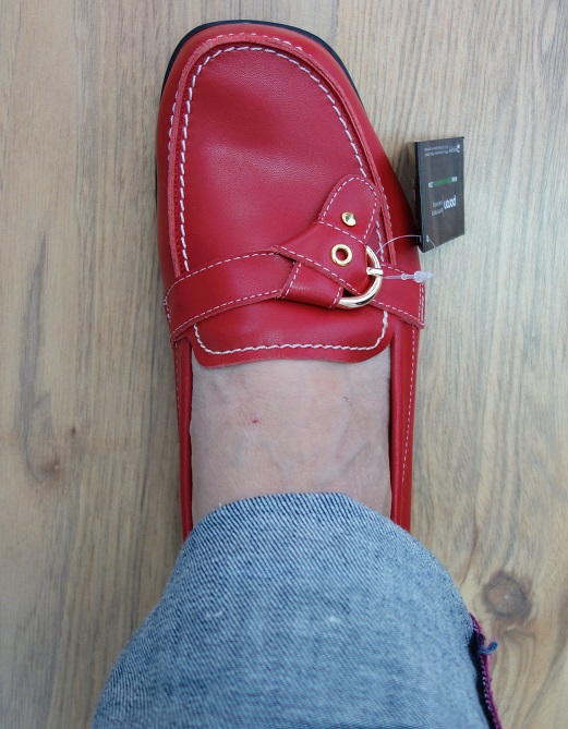 www.mieranadhirah.com: Pamper your feet with Medifeet...