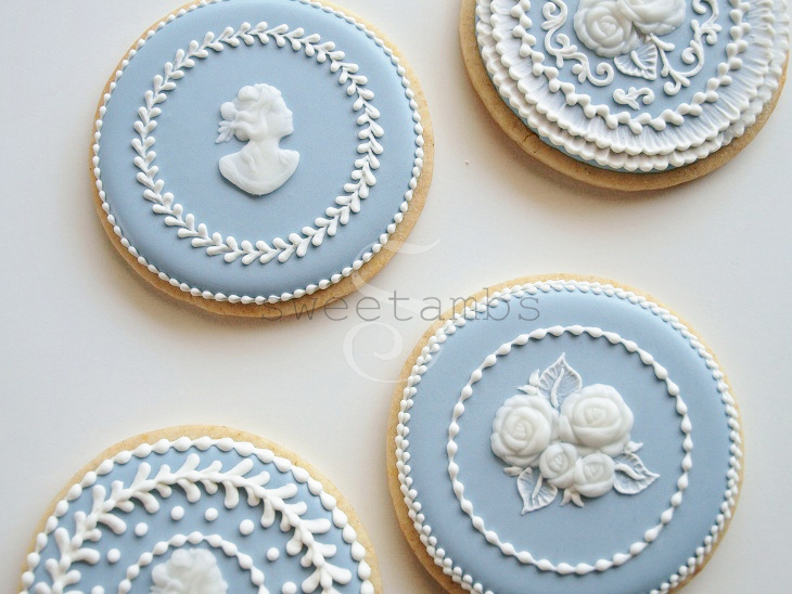 SweetAmbs: Wedgwood Inspired Cookies