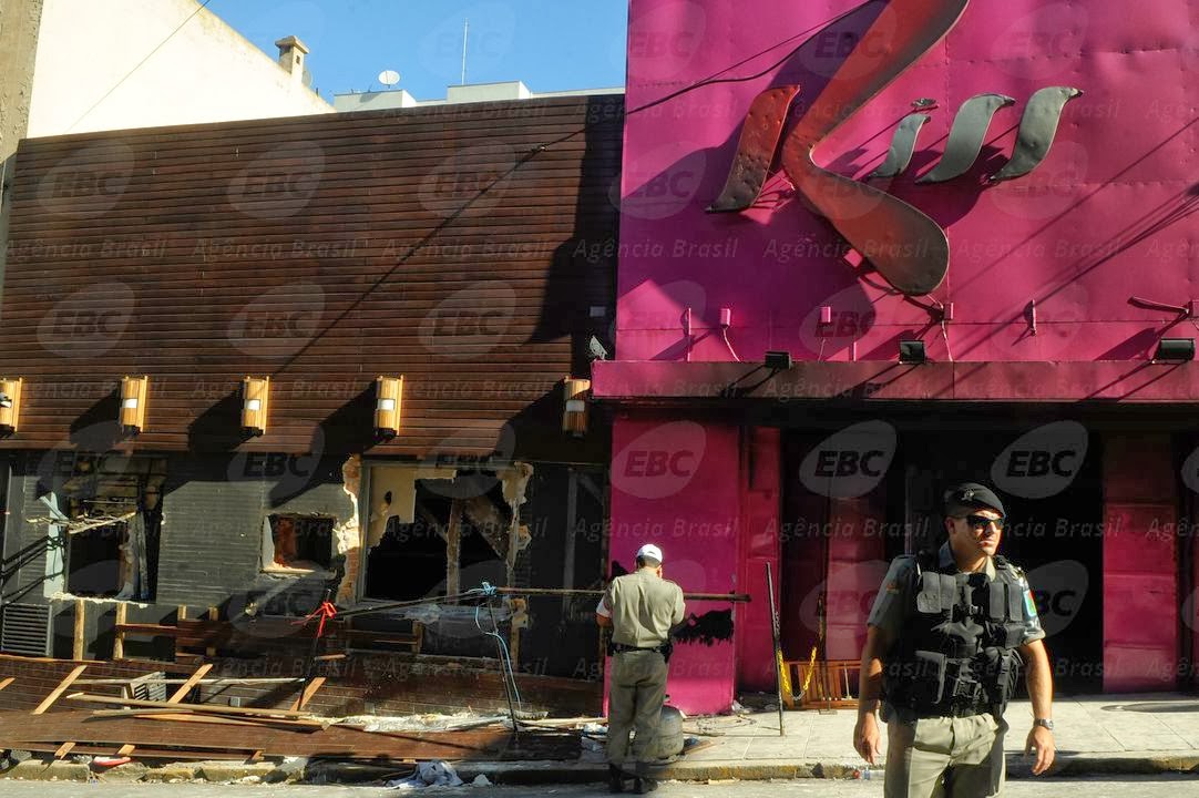 Tragédia da boate Kiss completa um ano e AVTSM pede justiça.