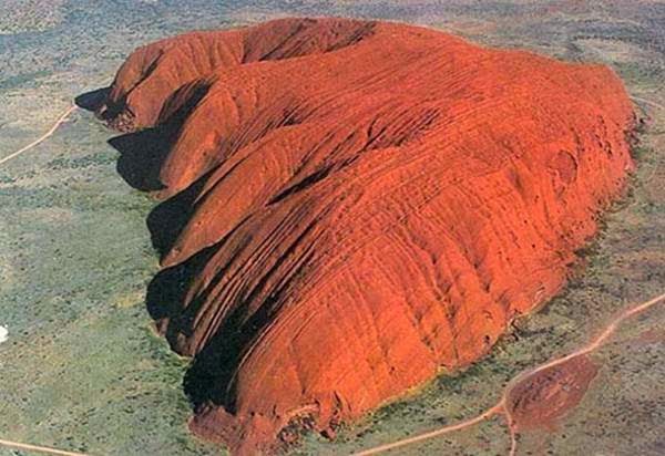 The Uluru: The rock formation of the Ancestral beings (Part – 2 ...