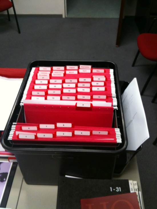 ALAT-ALAT KEARSIPAN KANTOR - Home Business