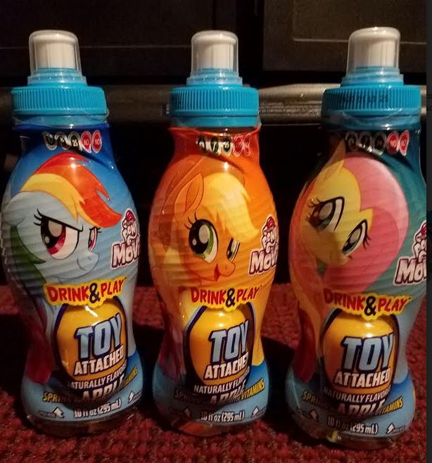 Equestria Daily - MLP Stuff!: Drink and Play Figures Spotted in the Wild