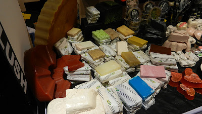 Kuweight 64: LUSH HANDMADE SOAPS AND LUSH PRODUCTS