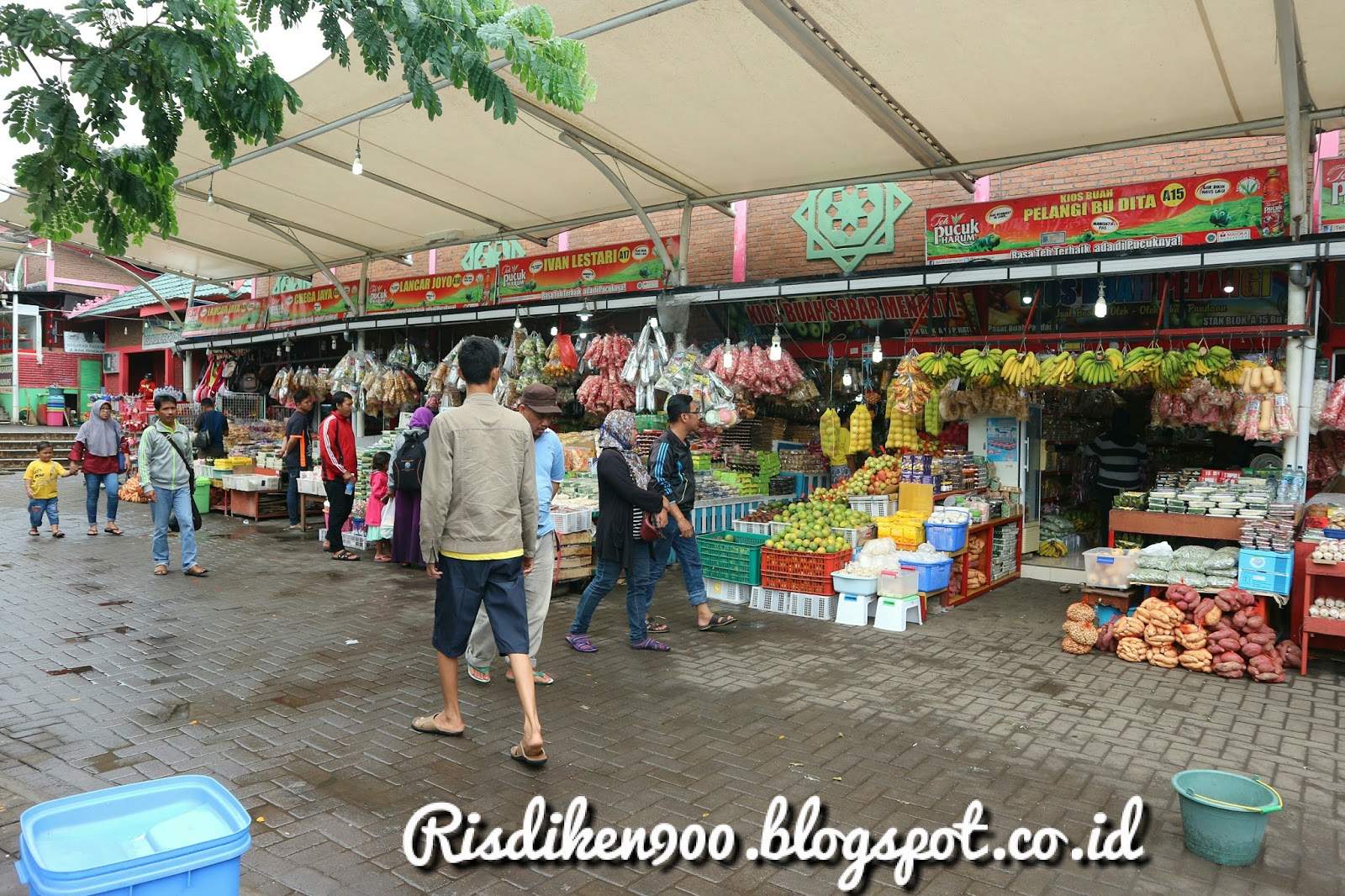 Perjalananku: Tips Membeli buah di pasar buah sebelah Masjid Cheng Ho ...