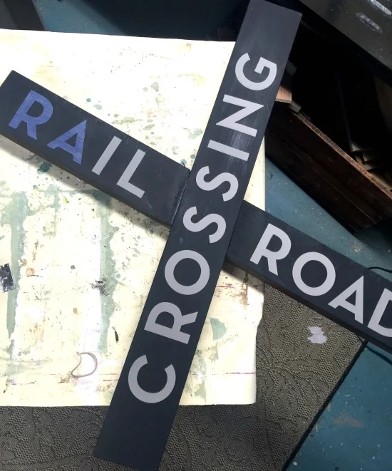 Make a DIY Railroad Sign From Scraps