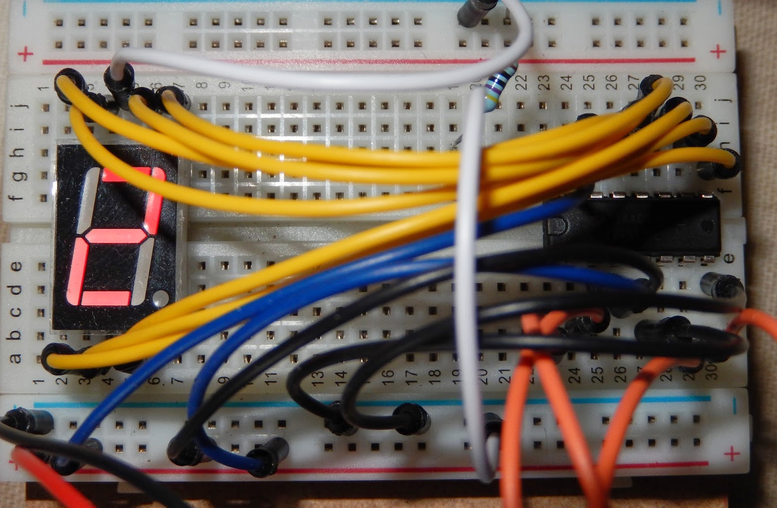 The Arduino Segment: 4511 BCD to 7 segment decoder - 7 Segment display