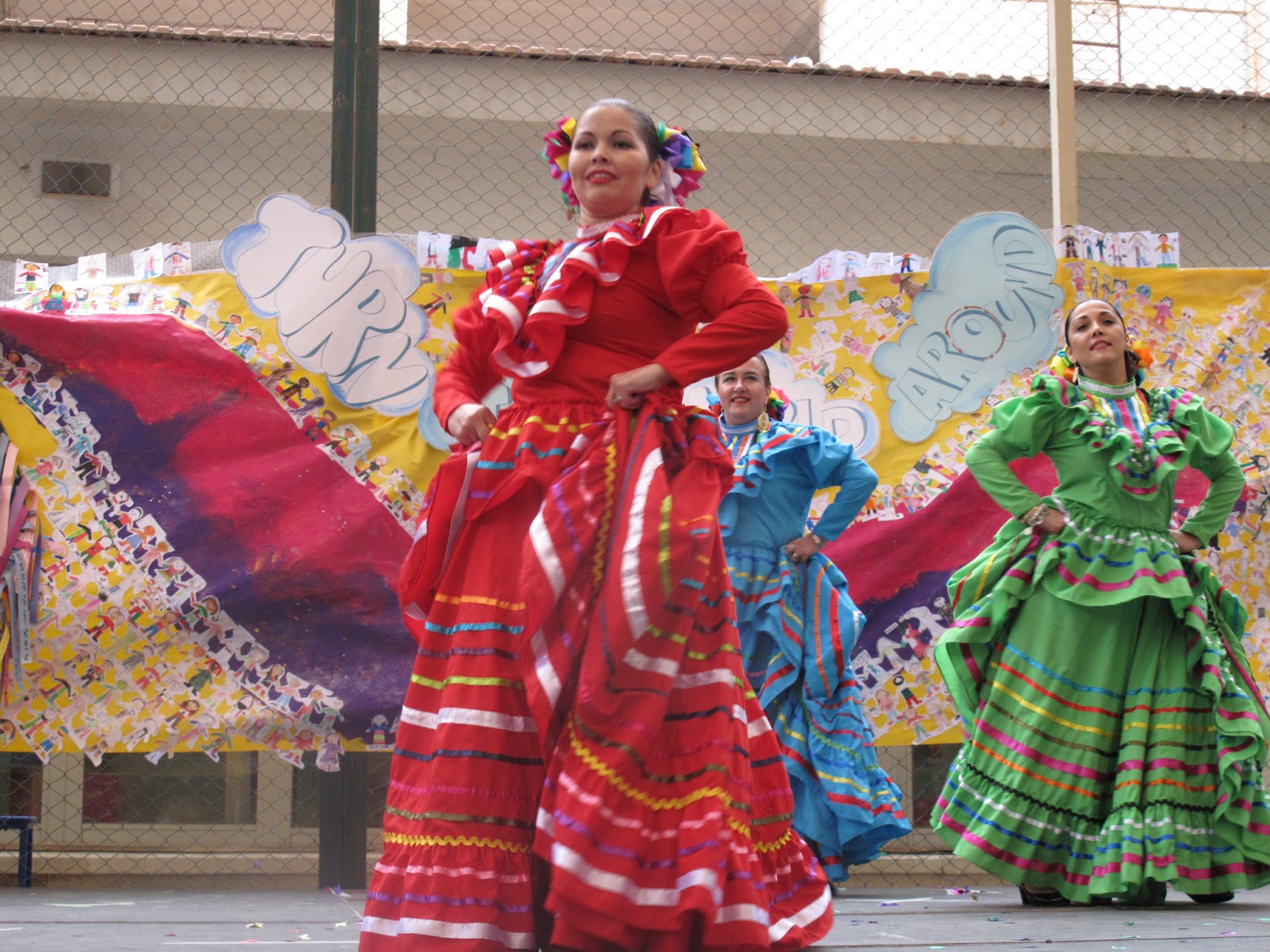 MEXICAN IN KUWAIT: EL JARABE TAPATIO EN KUWAIT