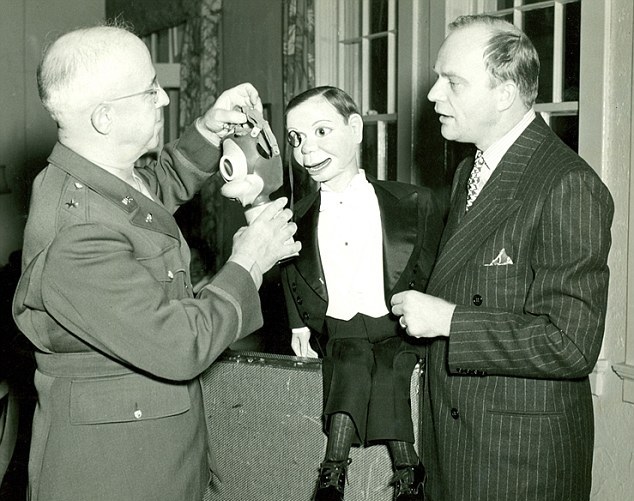 Disney Avenue: Walt Disney and the World’s Creepiest Gas Mask