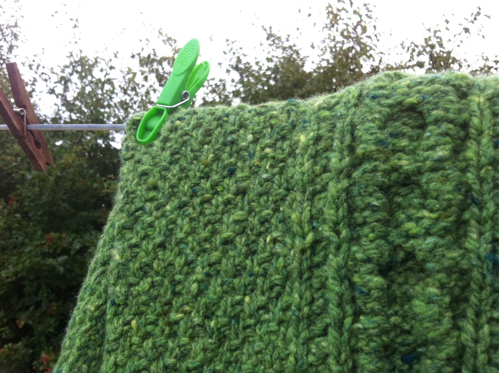 Knitfield: We LOVE washing wool, here's why and how!