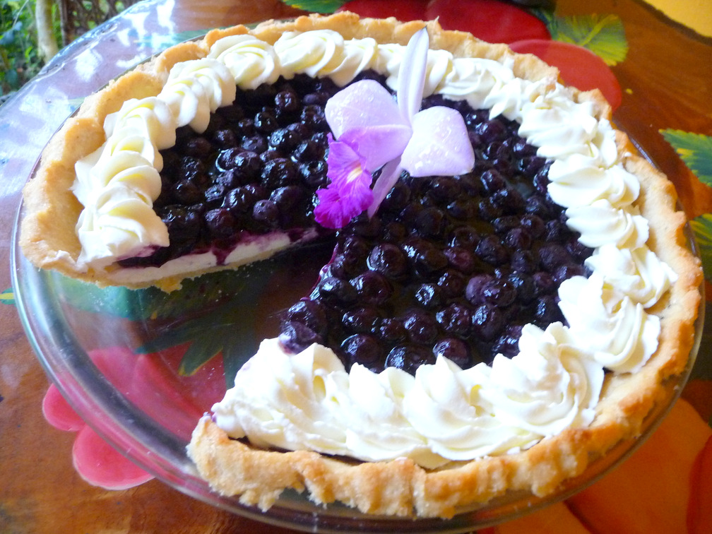 GLAZED BLUEBERRY CHEESE PIE