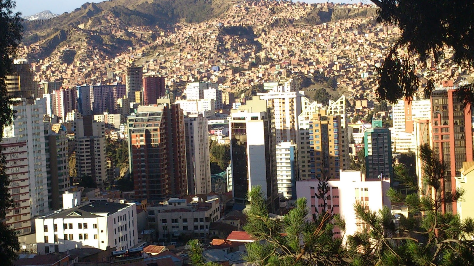 Yaaa!: El Monticulo - El Comienzo | La hermosa vista de la ciudad de La Paz