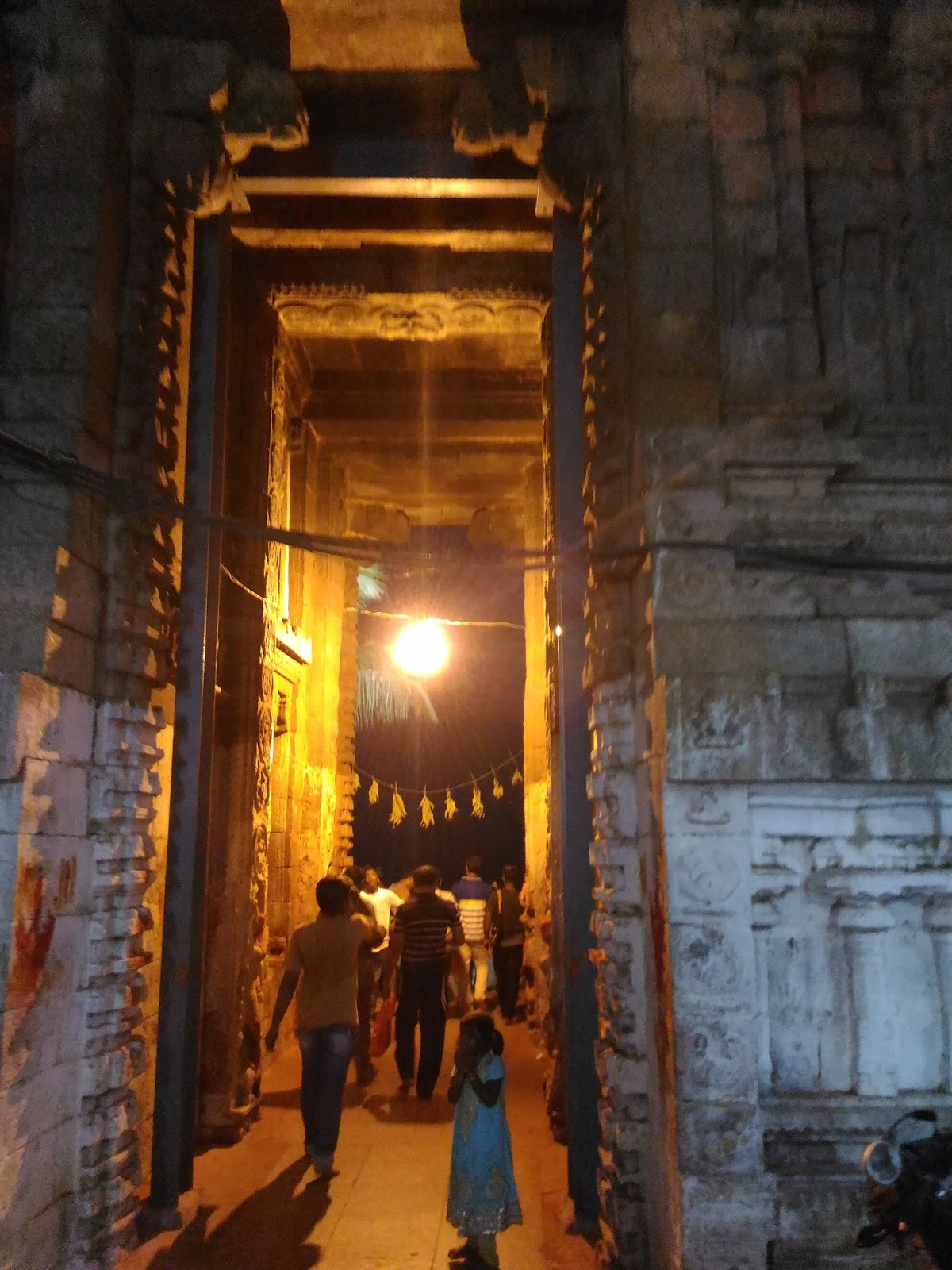 Indian Temple Timings: tirumala steps route pictures - alipiri mettu steps