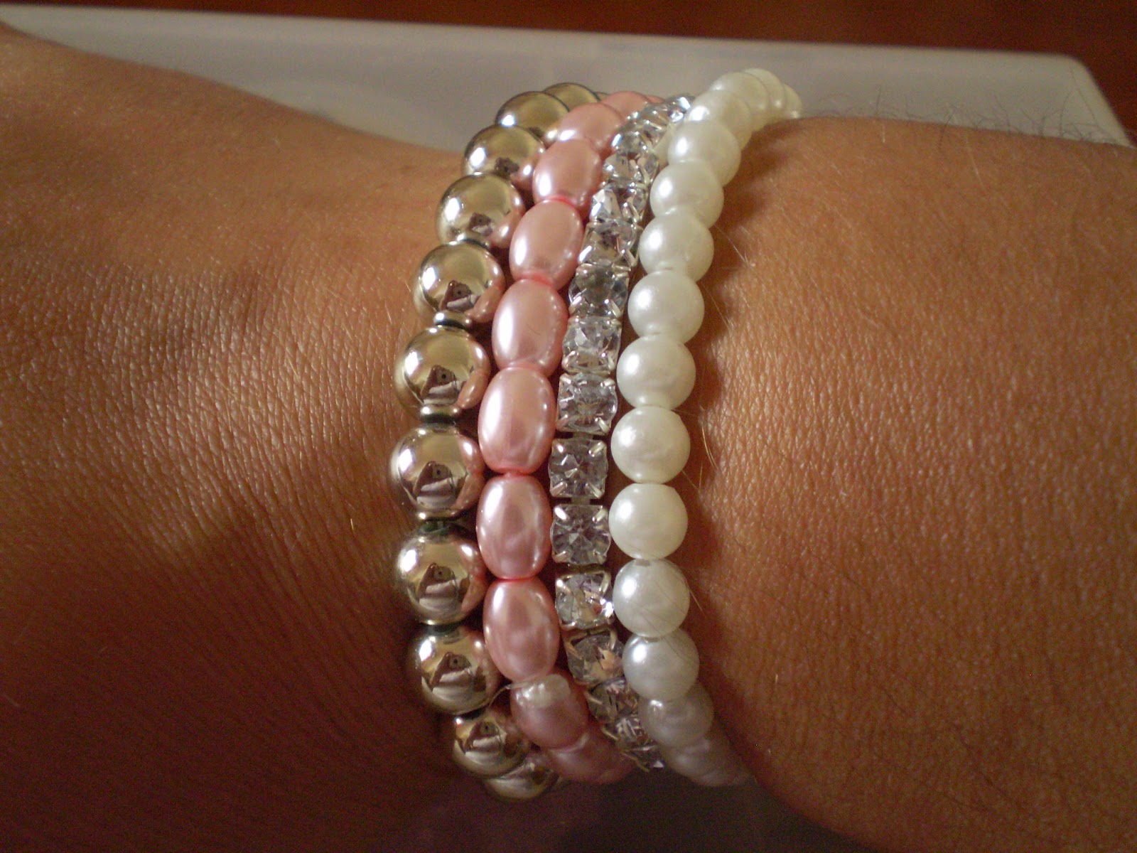 Bijuteria com amor!: Mais pulseiras!!!