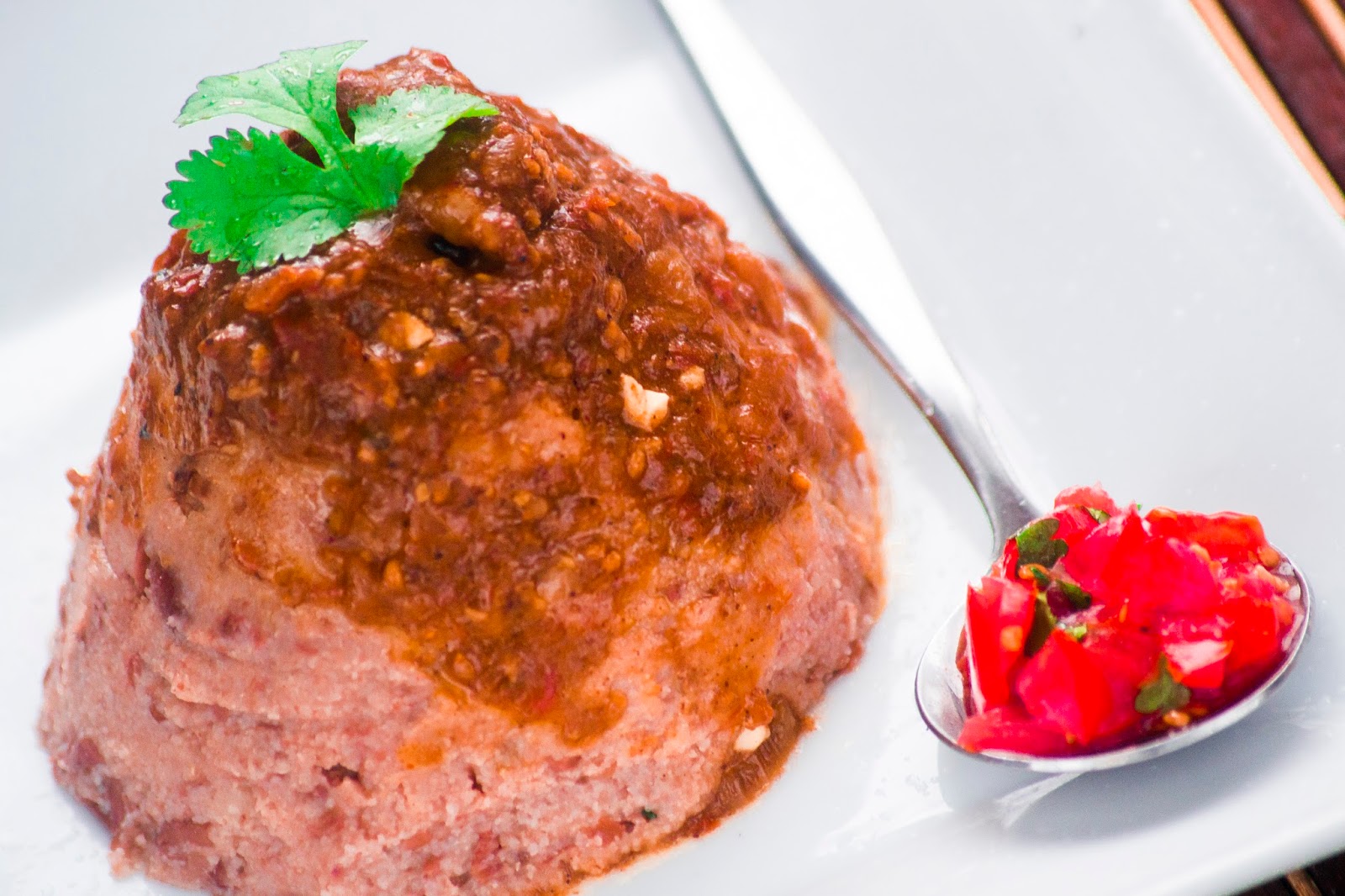 AfricanistaFab: Sigwaqane served with Beef curry and Salsa