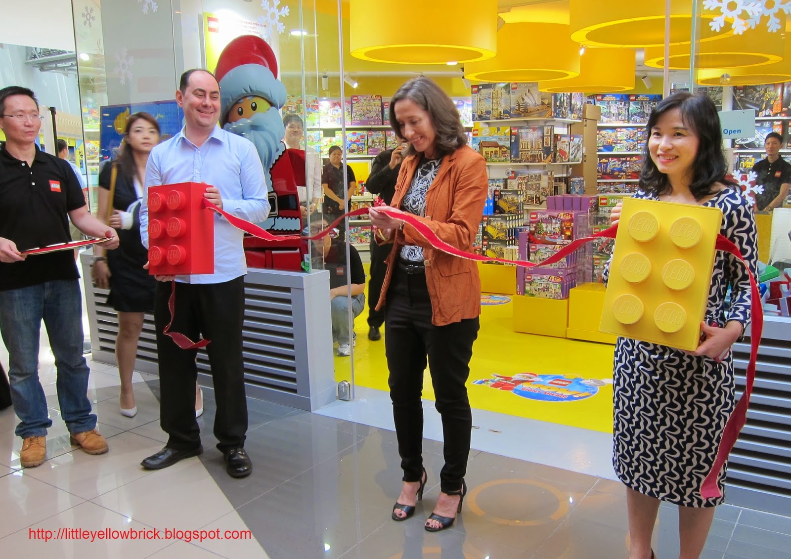 Little Yellow Brick - A Lego Blog