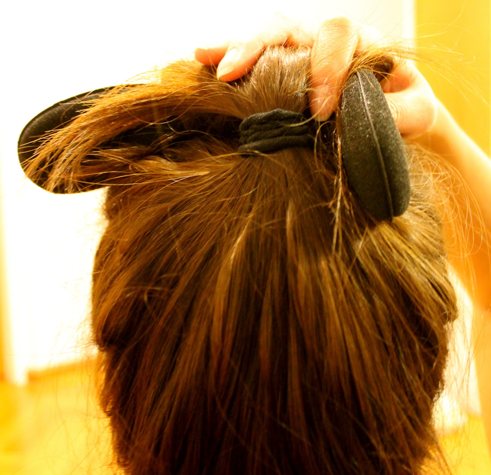 Enjoying Life by Eri Uehara: Hair Tutorial: Odango Bun en 15 segundos!