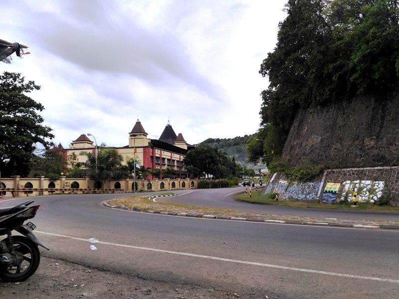Exploring A Little Island, Pulau Merak Kecil