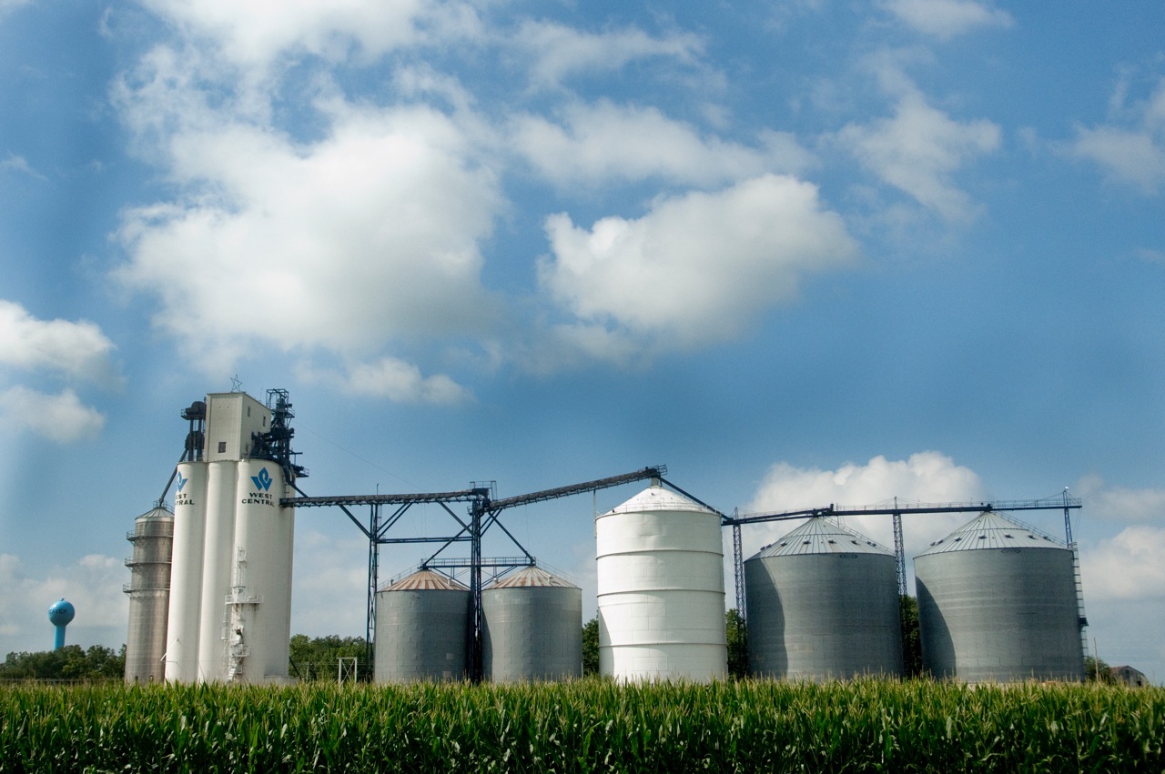 Bailey's Buddy: Beaver, Iowa...a Tiny Iowa Town in Transition. Photos ...