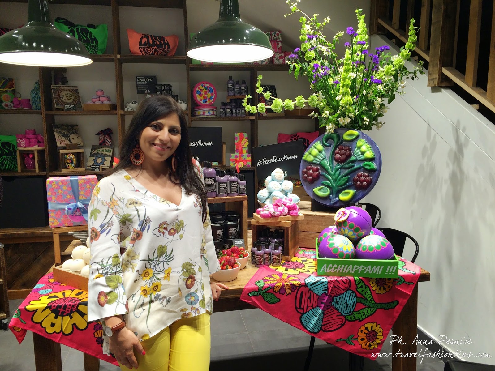 Viva Lush mamma a Via Toledo!