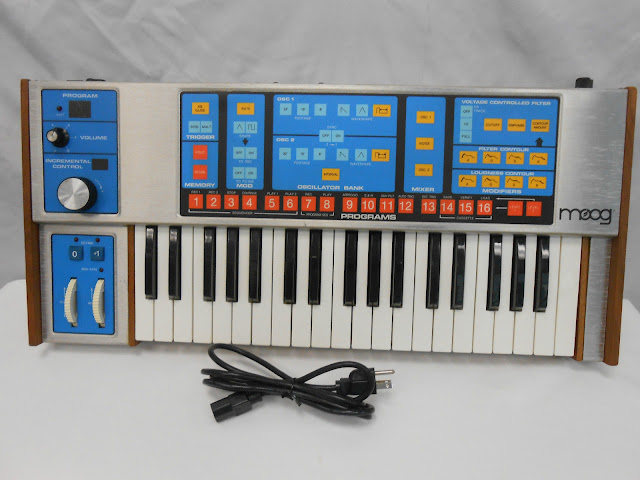 MATRIXSYNTH: Vintage Moog "The Source" Synthesizer SN 2005