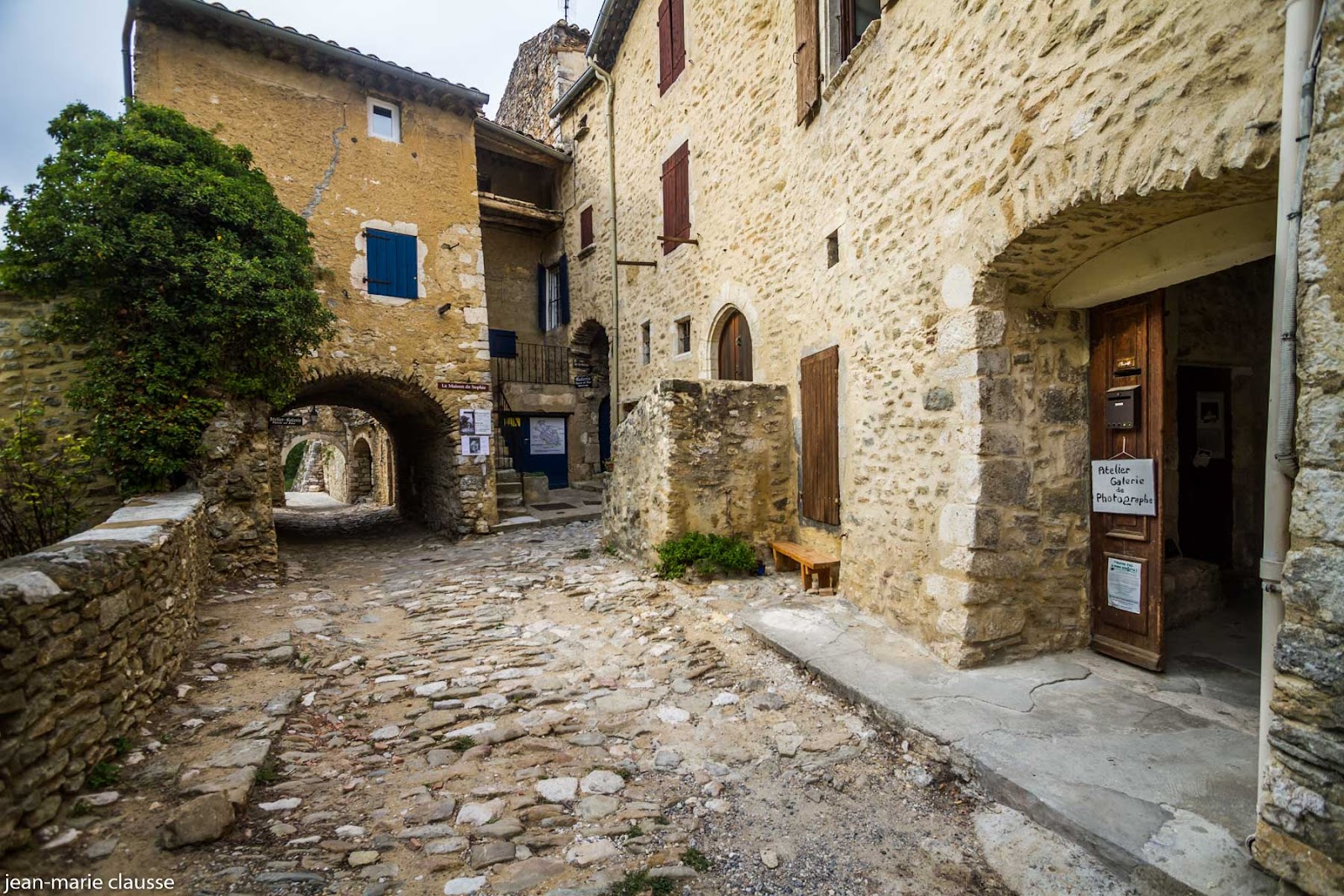 Découvrir la France en photos: 18 - SAINT MONTAN. (Ardèche-07)