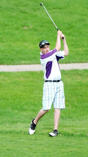 Gottoknow Bouttineau: Moving Out