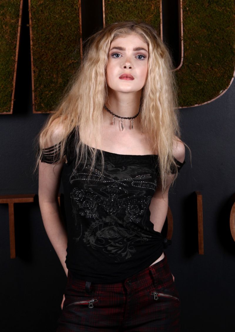Starlet Arcade: Elena Kampouris