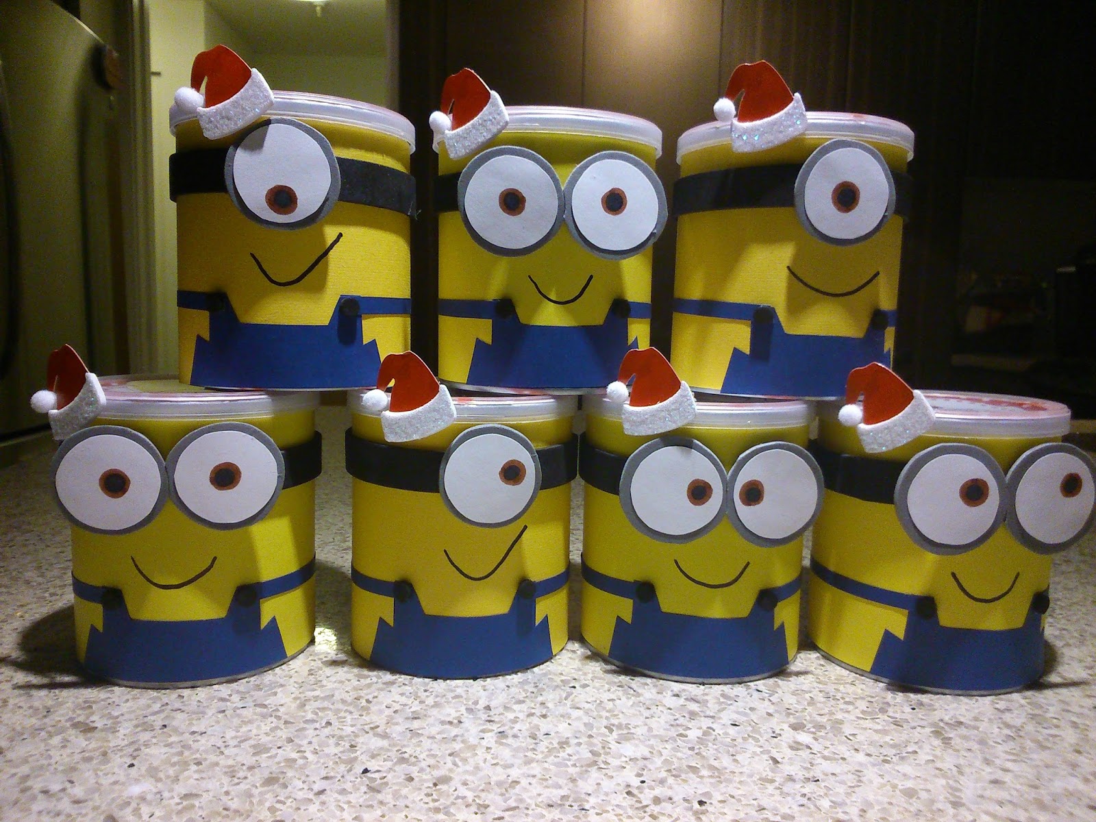 Dreams Factory: Minions Christmas gift