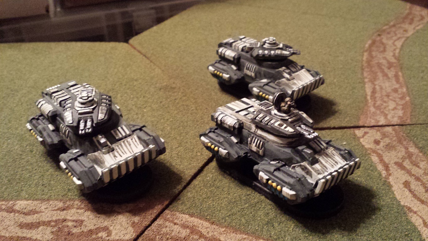 Painted Arc Fleet Armor by Mike Wikan