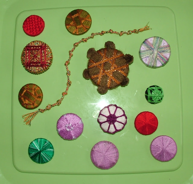 Beadwork and Textiles by Anne Waller: Yarn Wrapped Buttons