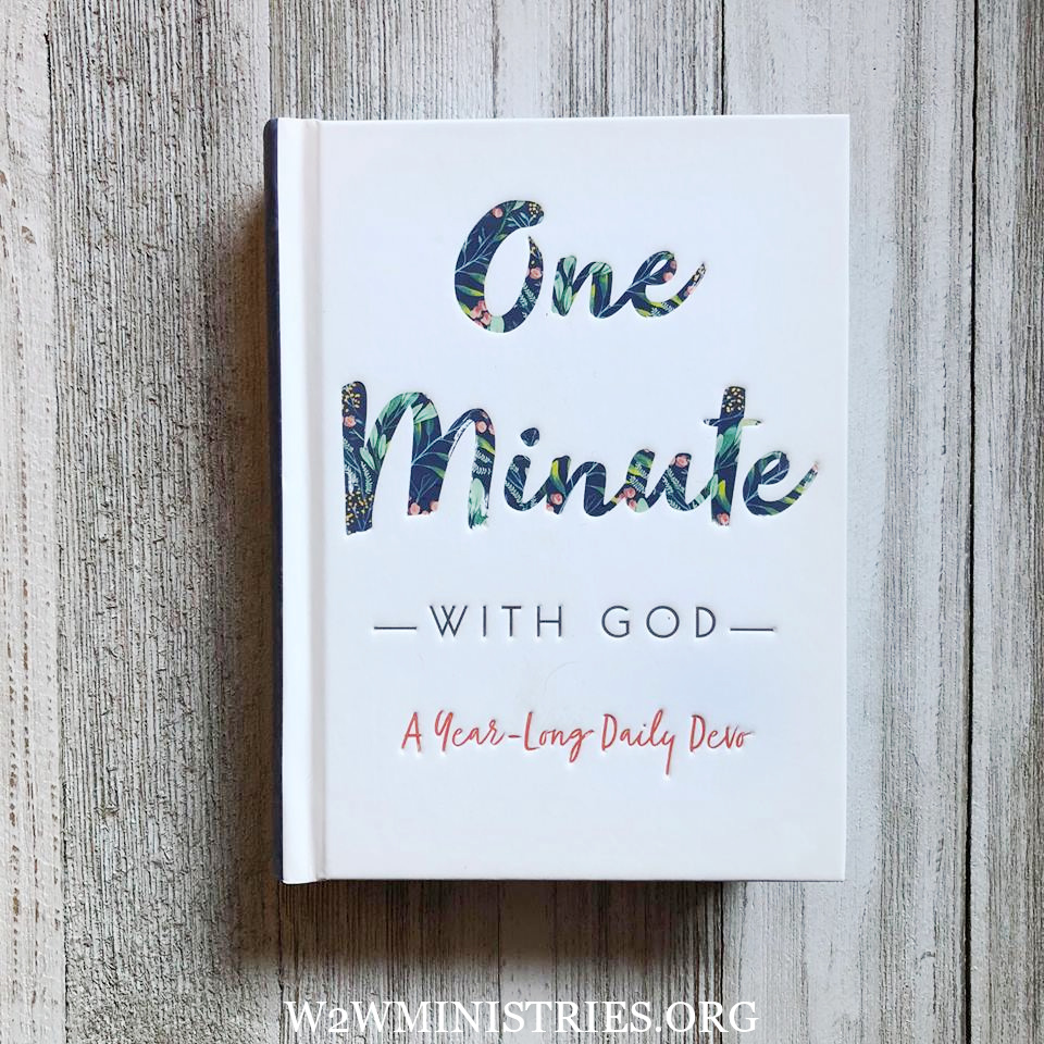 Woman to Woman: One Minute with God {Giveaway}