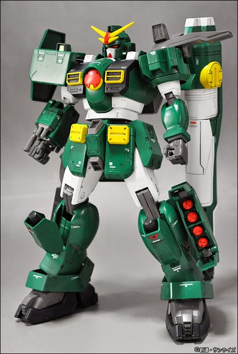 Custom Build: 1/100 Gundam Leopard "Improved"