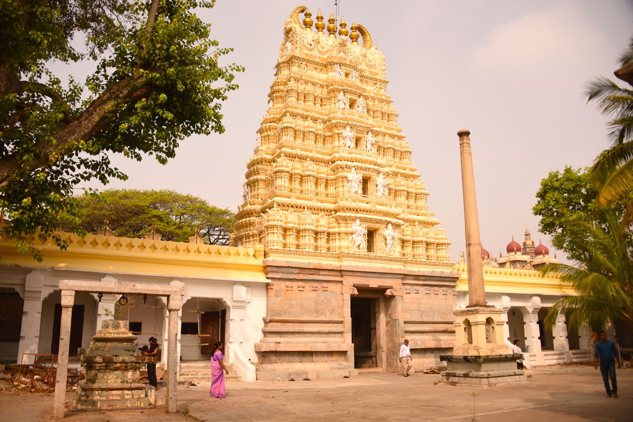 Inde & Voyages : impressions, saveurs: Mysore : le temple Varaha Swamy