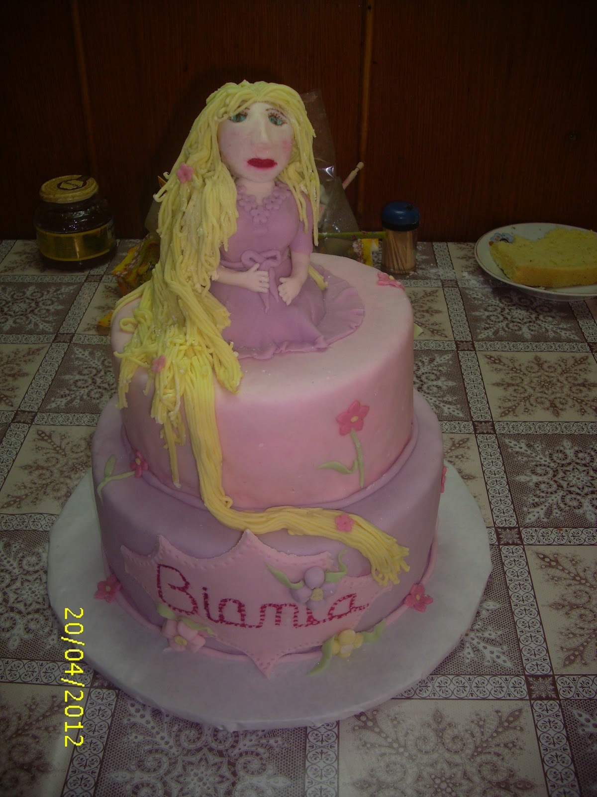 elenna cakes: TORT RAPUNZEL