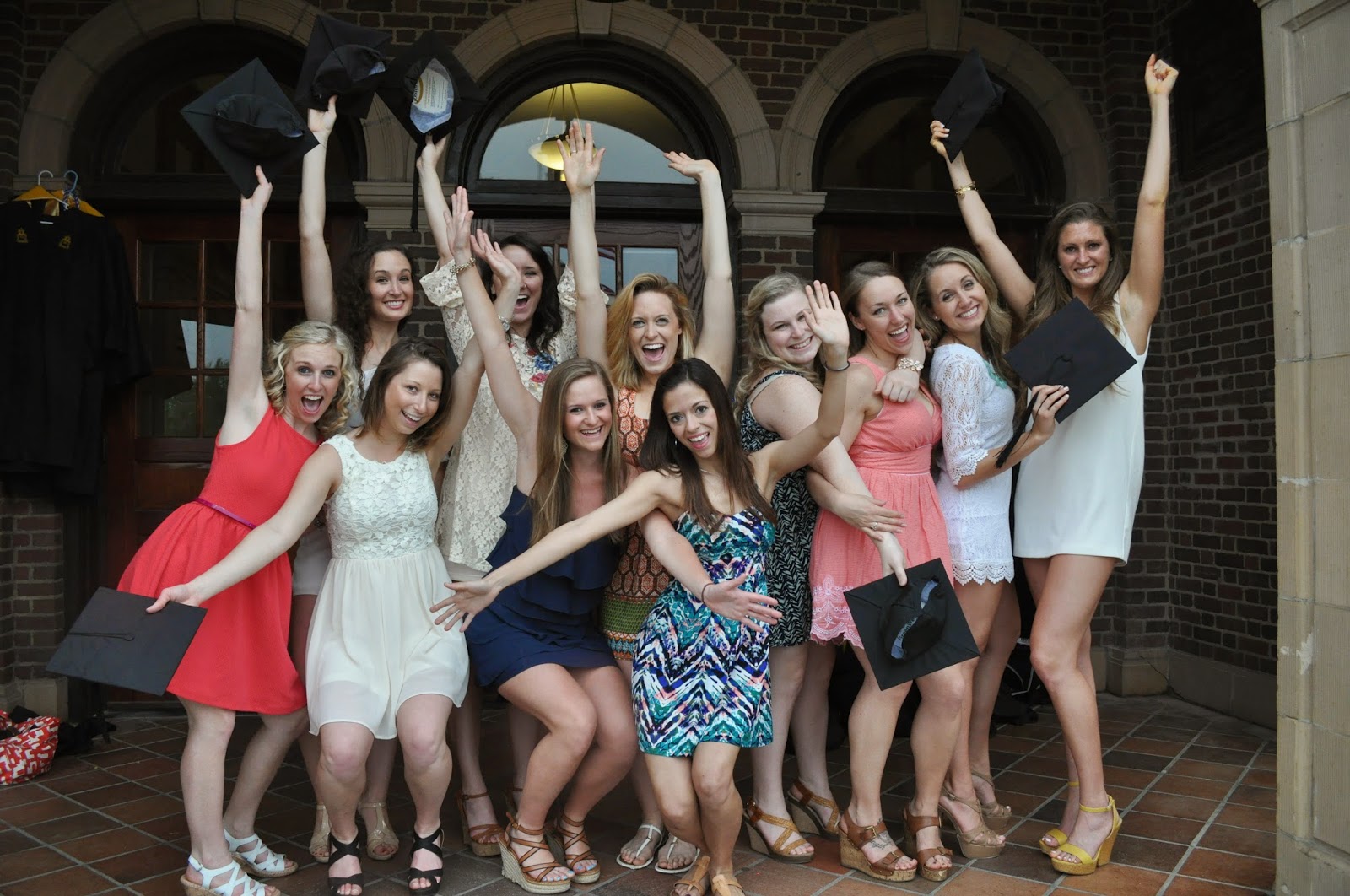 The Glam Giraffe: GRADUATION