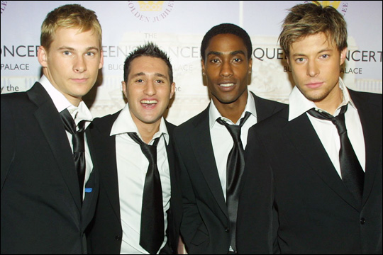 punyauti: Boyband Lama : Blue