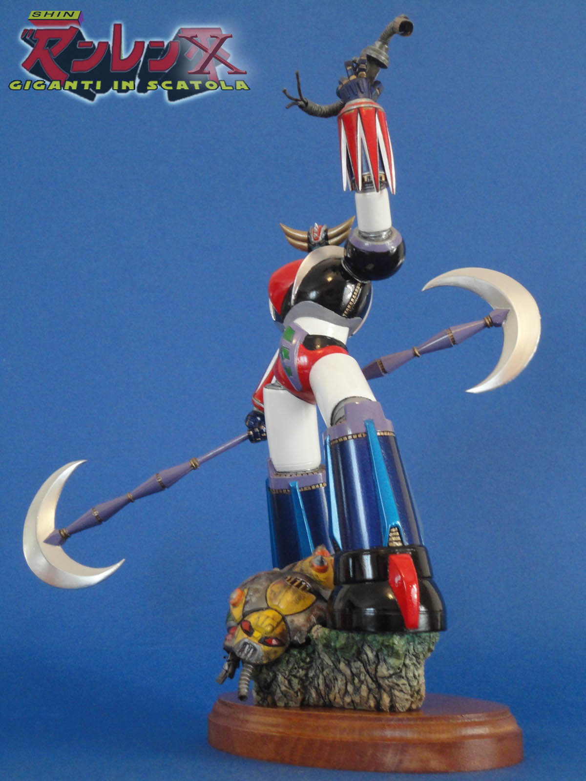 RoboX: Modelling #3: GRENDIZER (Goldrake) model kit resina (1)