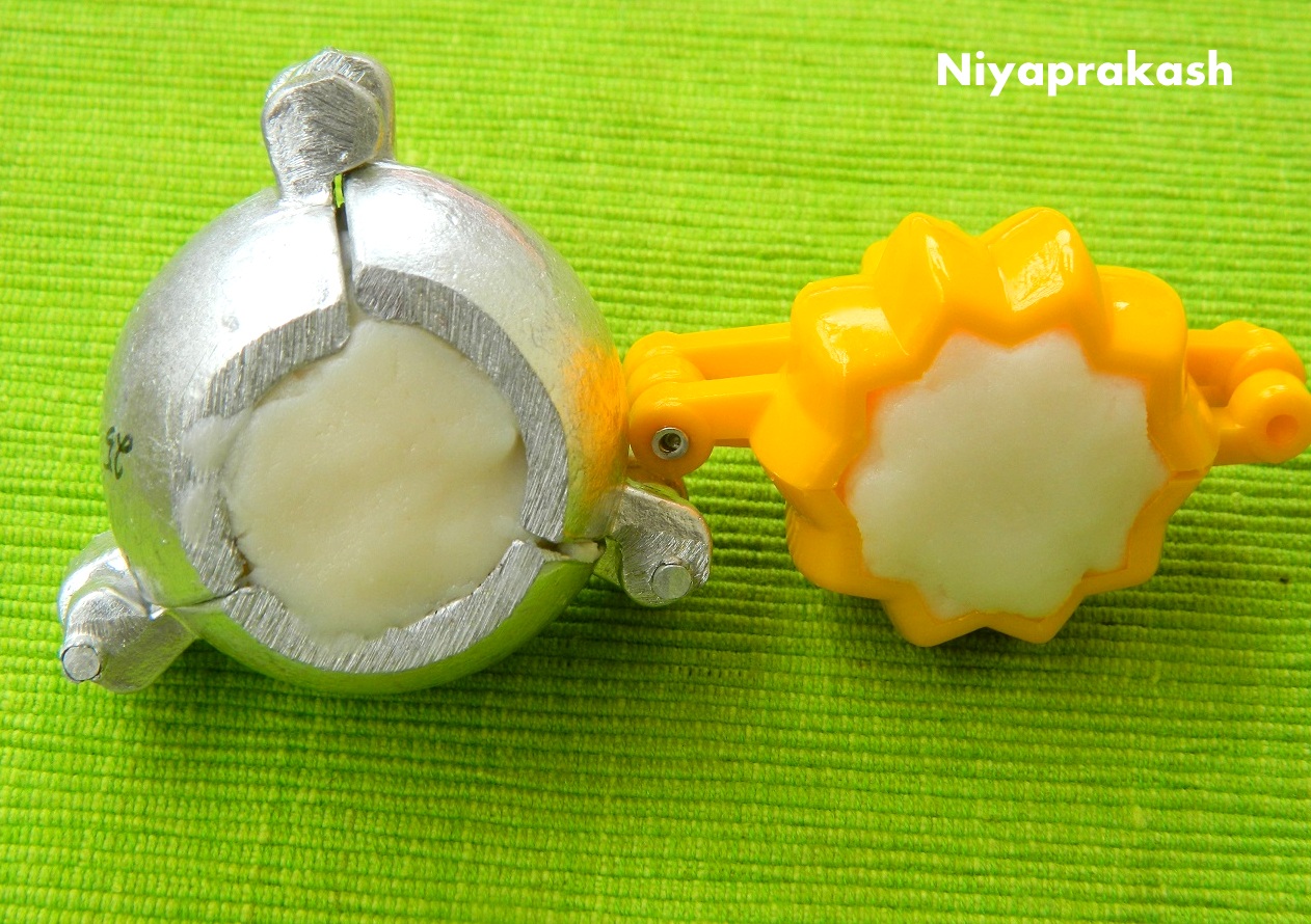 Niya's World: How to prepare Modak using Modak Mould?