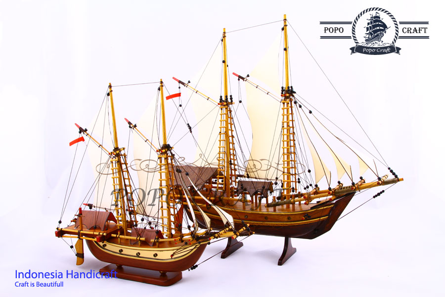 Popo Craft: Miniatur Kapal Pinisi 40 cm