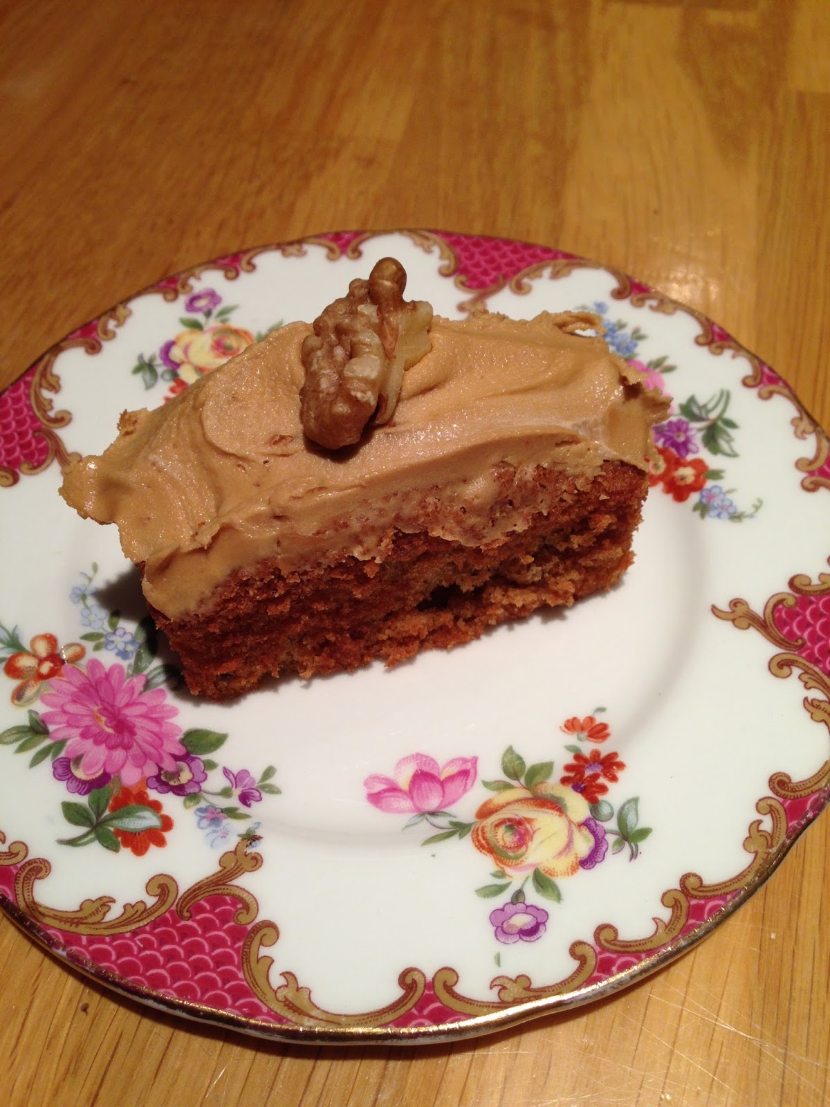 Totally Caked Out: Mini coffee and walnut loaf cakes