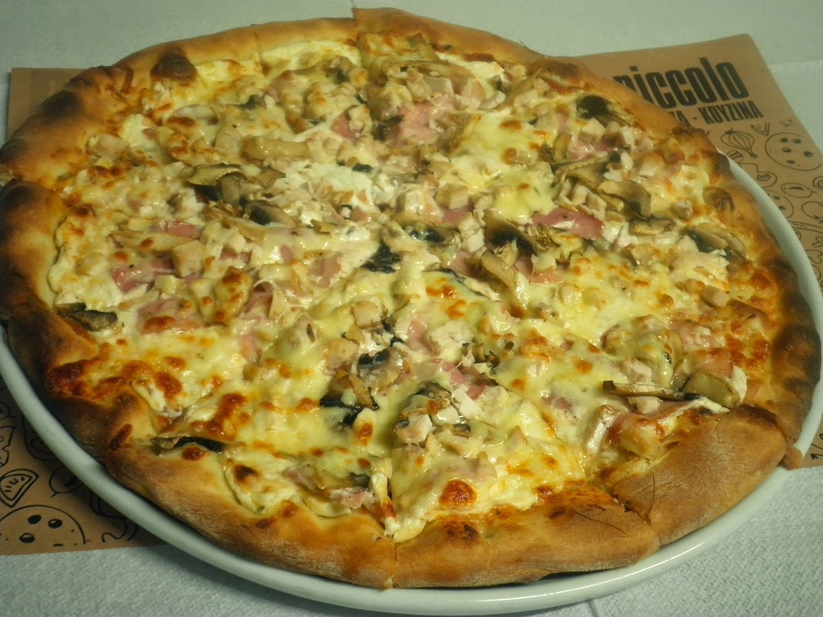 PICCOLO PIZZA: ΦΩΤΟΓΡΑΦΙΕΣ