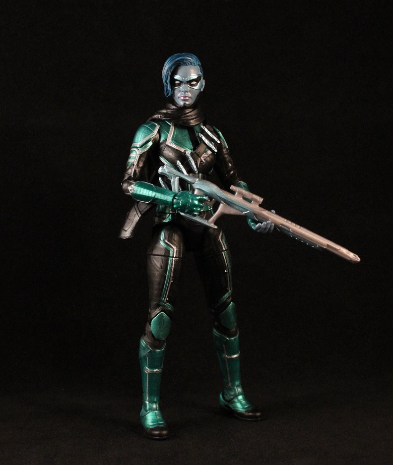 She's Fantastic: Marvel Legends - CAPTAIN MARVEL (STARFORCE)!