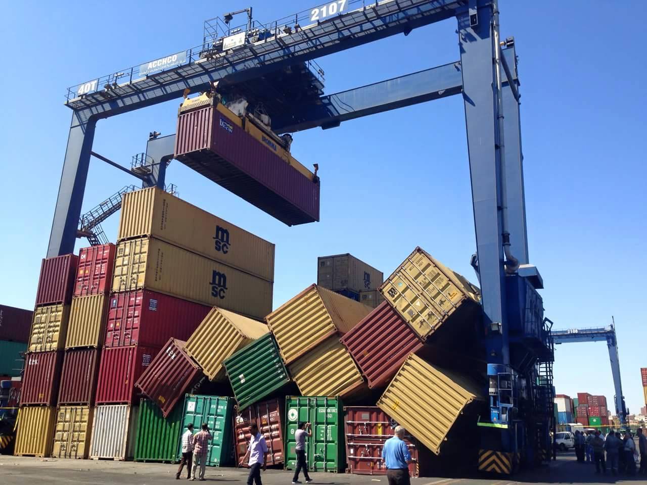 Container Accident Compilation #4 !!! Fails + Accidents + Lucky + Funny ...