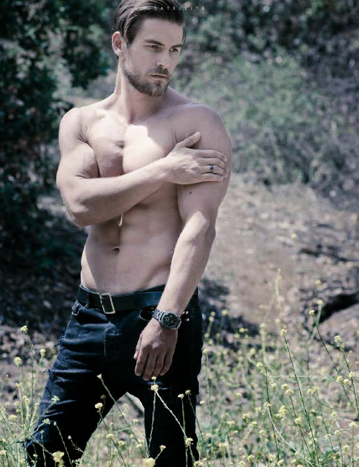 Rick Taldykin y Ryan O’ Leary para Satellite Magazine Julio/Agosto 2014