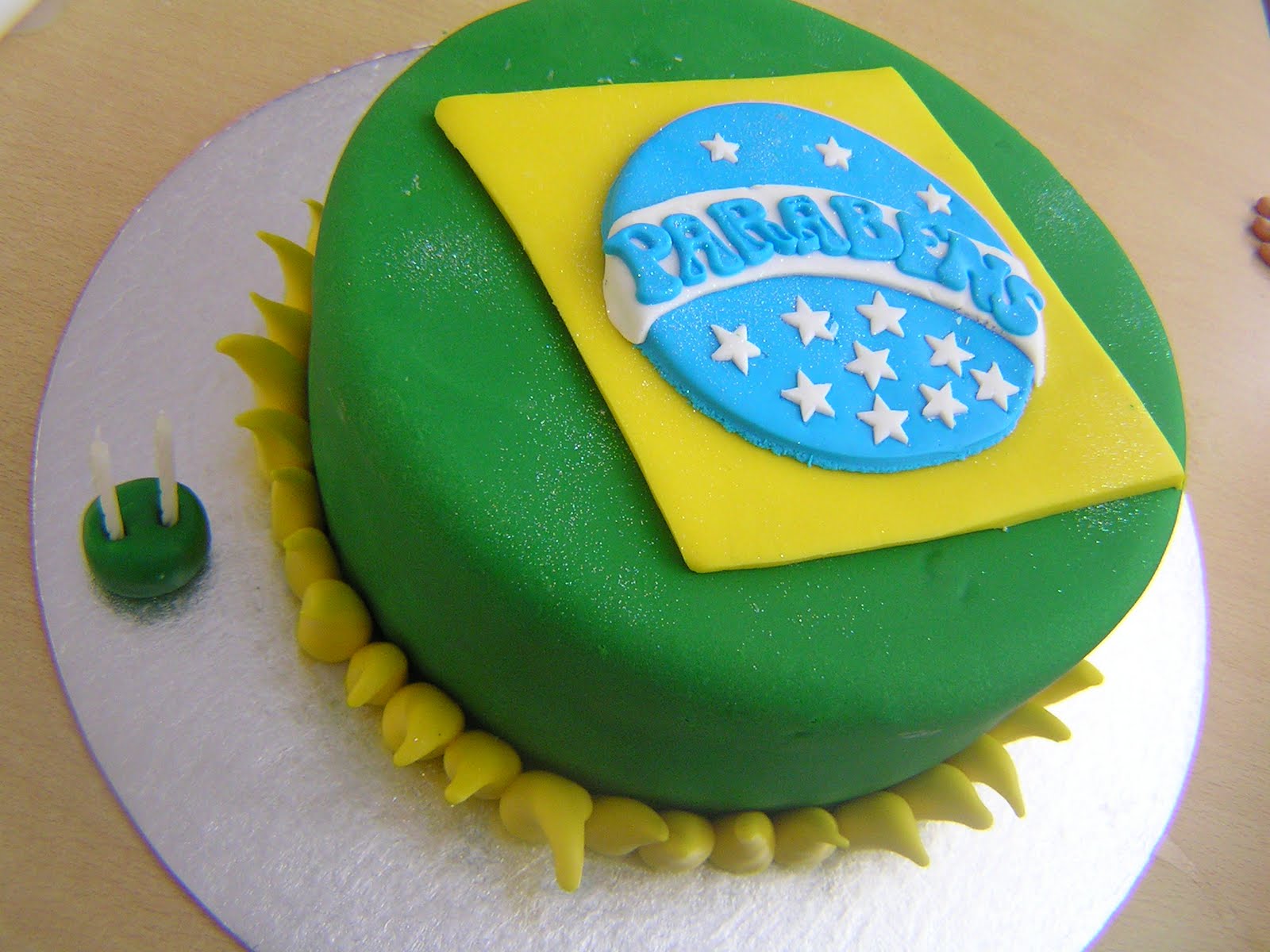 Bolo Bandeira do Brasil - Manga Rosa Doces