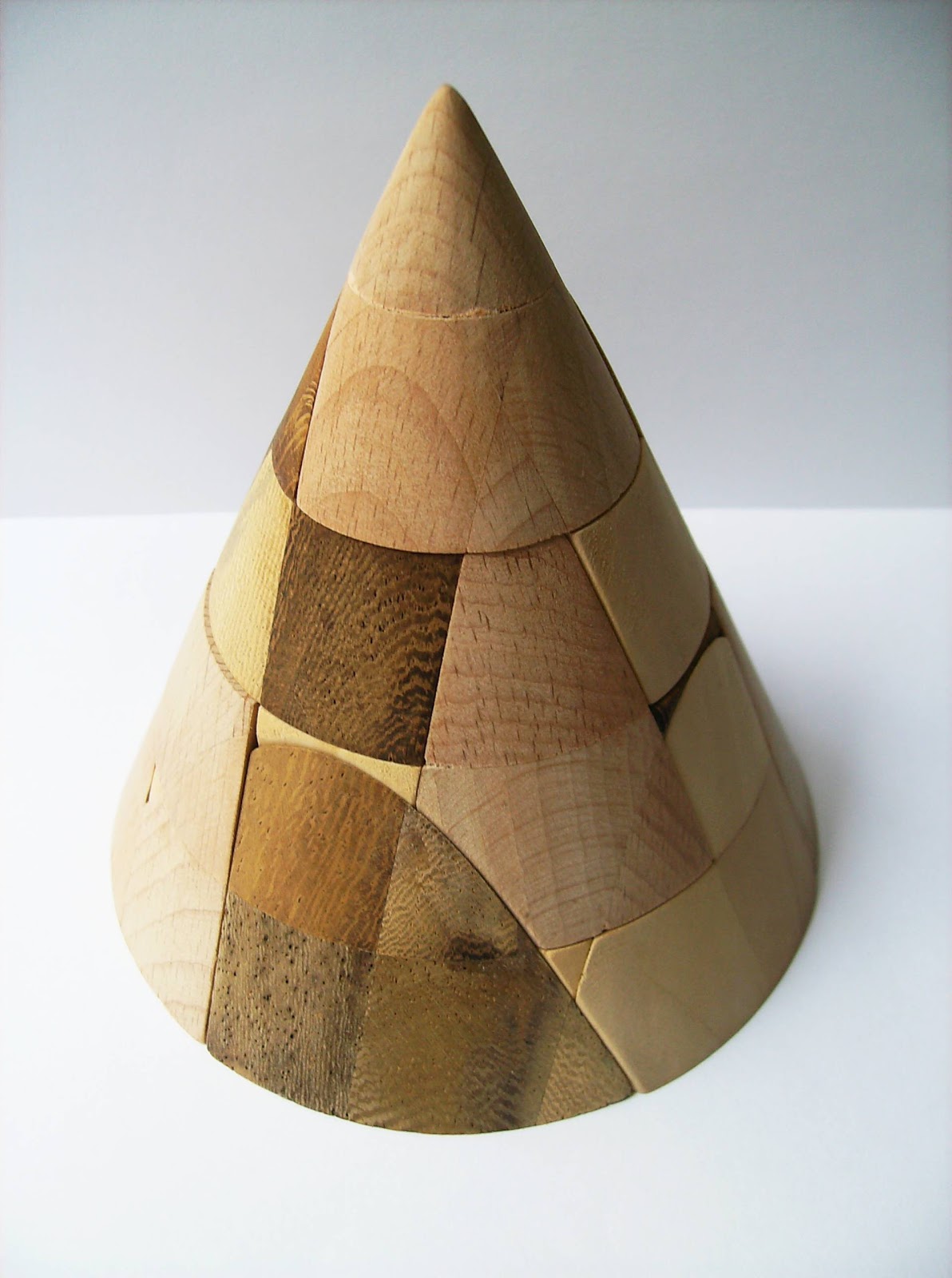 Gabriel Fernandes' Puzzle Collection: Cone