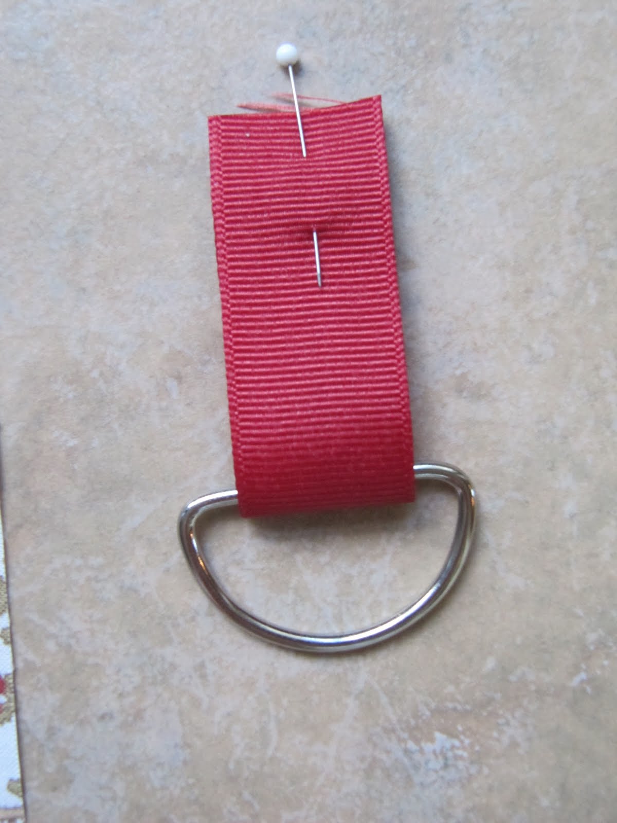 Sew Many Ways...: Make A Gift On The 25th Club...Cell Phone Key Chain ...